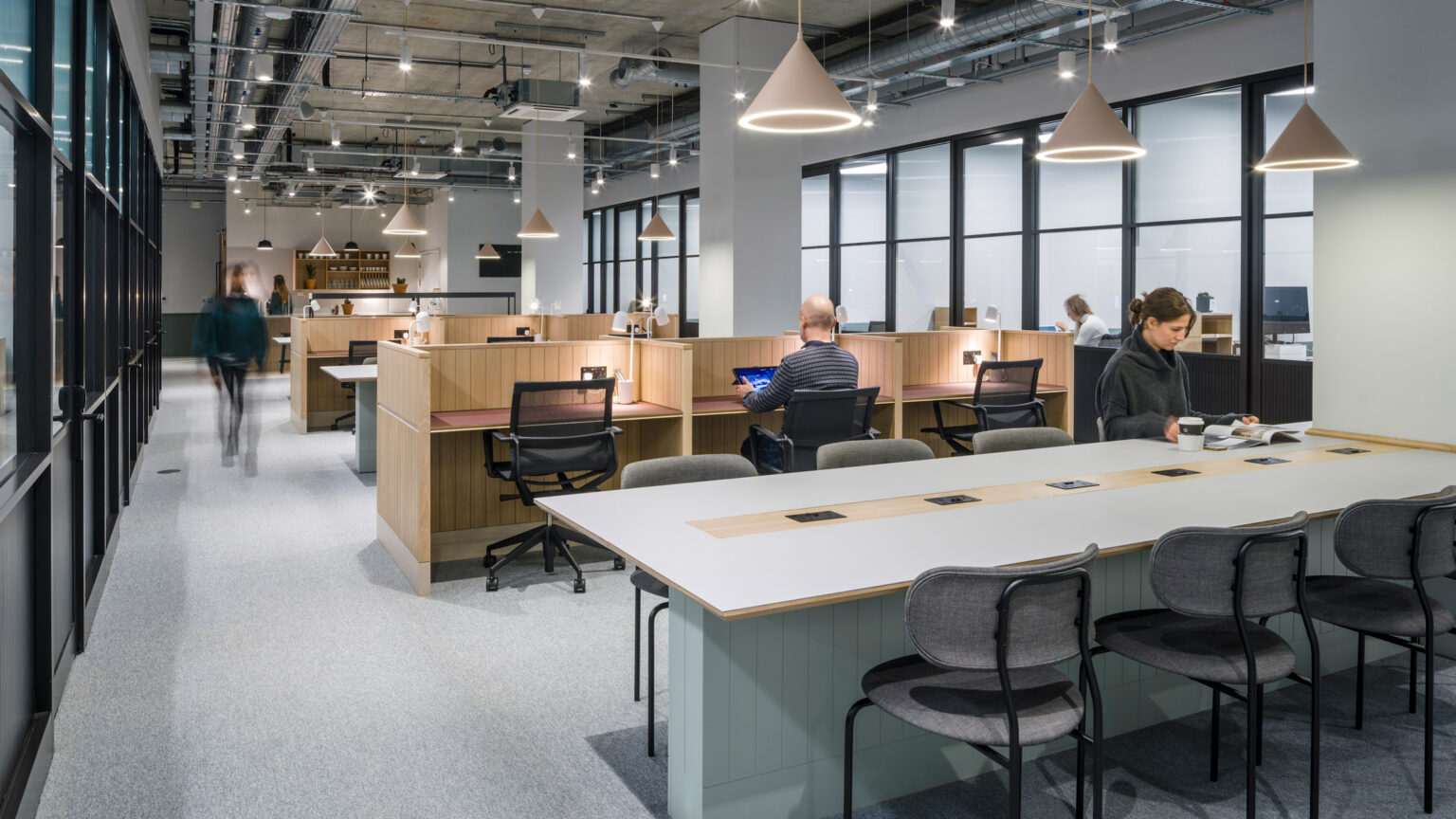 Fora - Thomas House - Eccleston Square - Find A Desk