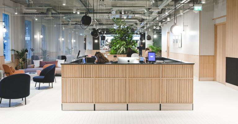 Fora - Thomas House - Eccleston Square - Find A Desk